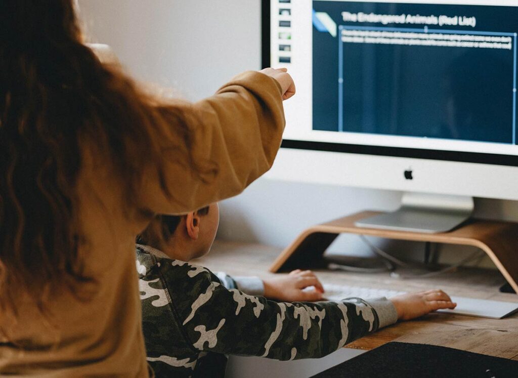 Do Employee Engagement Surveys Tell About Employee? – Simdaa